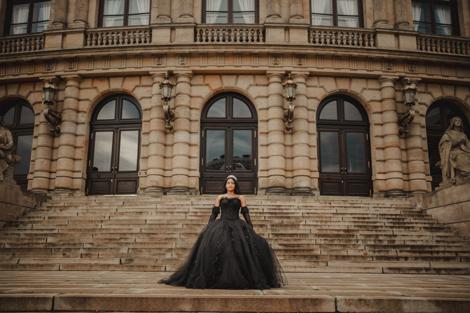 How to Get Perfect Solo Photos for Your Instagram | Localgrapher