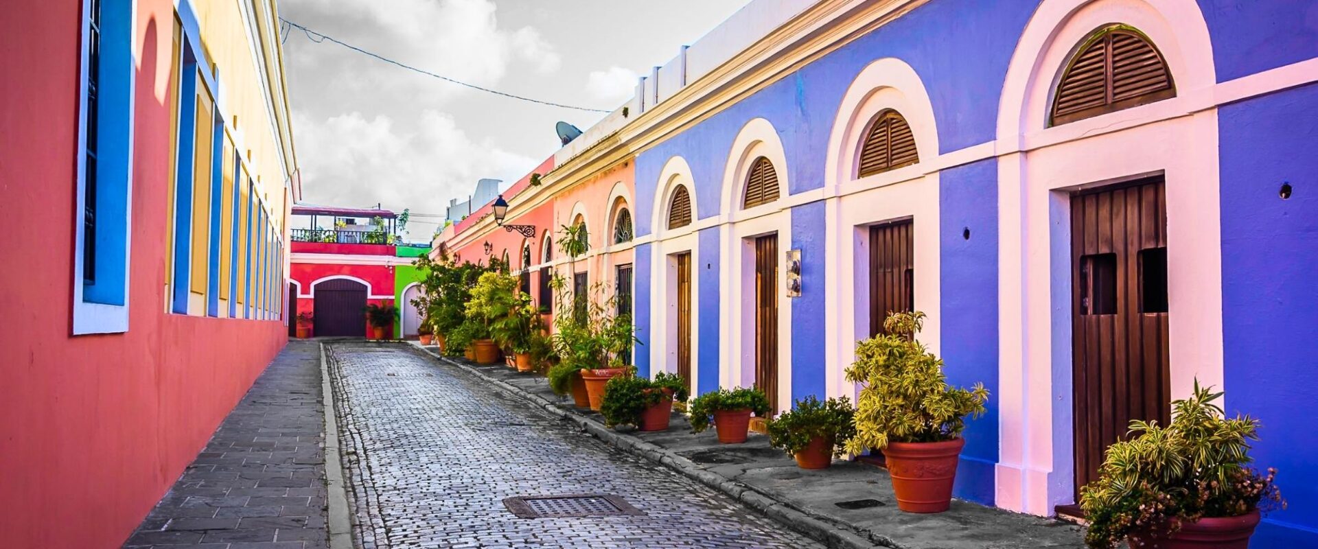 Local Photographer for Puerto Rico Photoshoot | Localgrapher