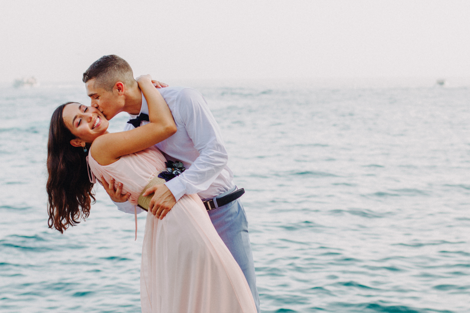 20 Amazing Proposal Dresses: Elevate Your Elegance with the Perfect ...