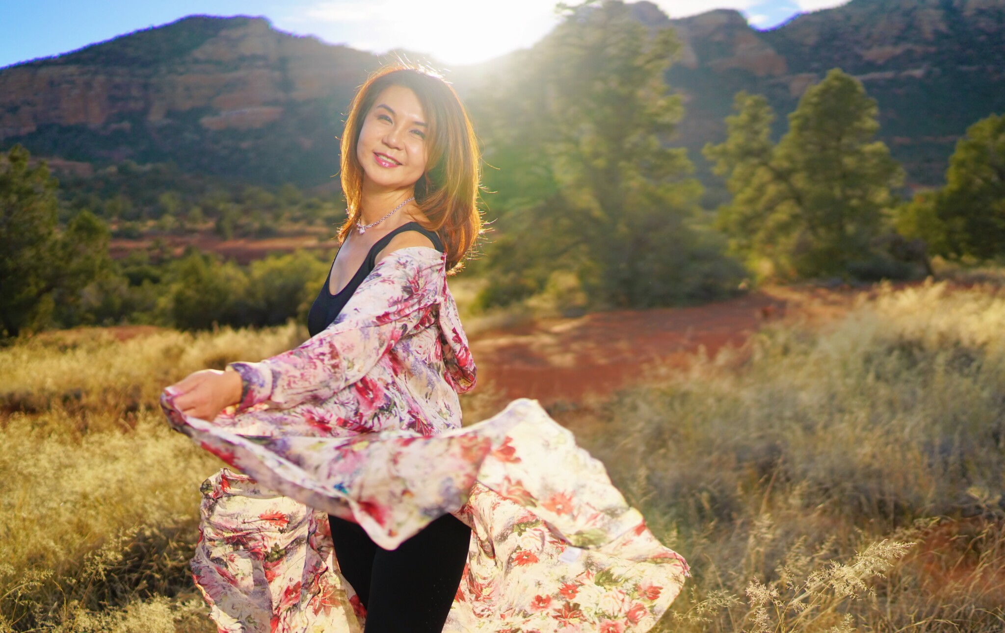 20 Photoshoot Poses for Women that are Stealing the Show - Localgrapher