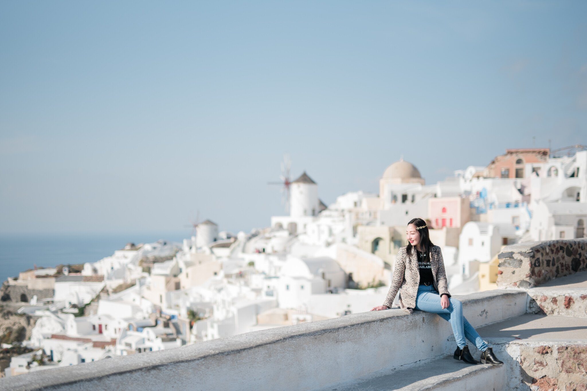 20 Photoshoot Poses for Women that are Stealing the Show - Localgrapher