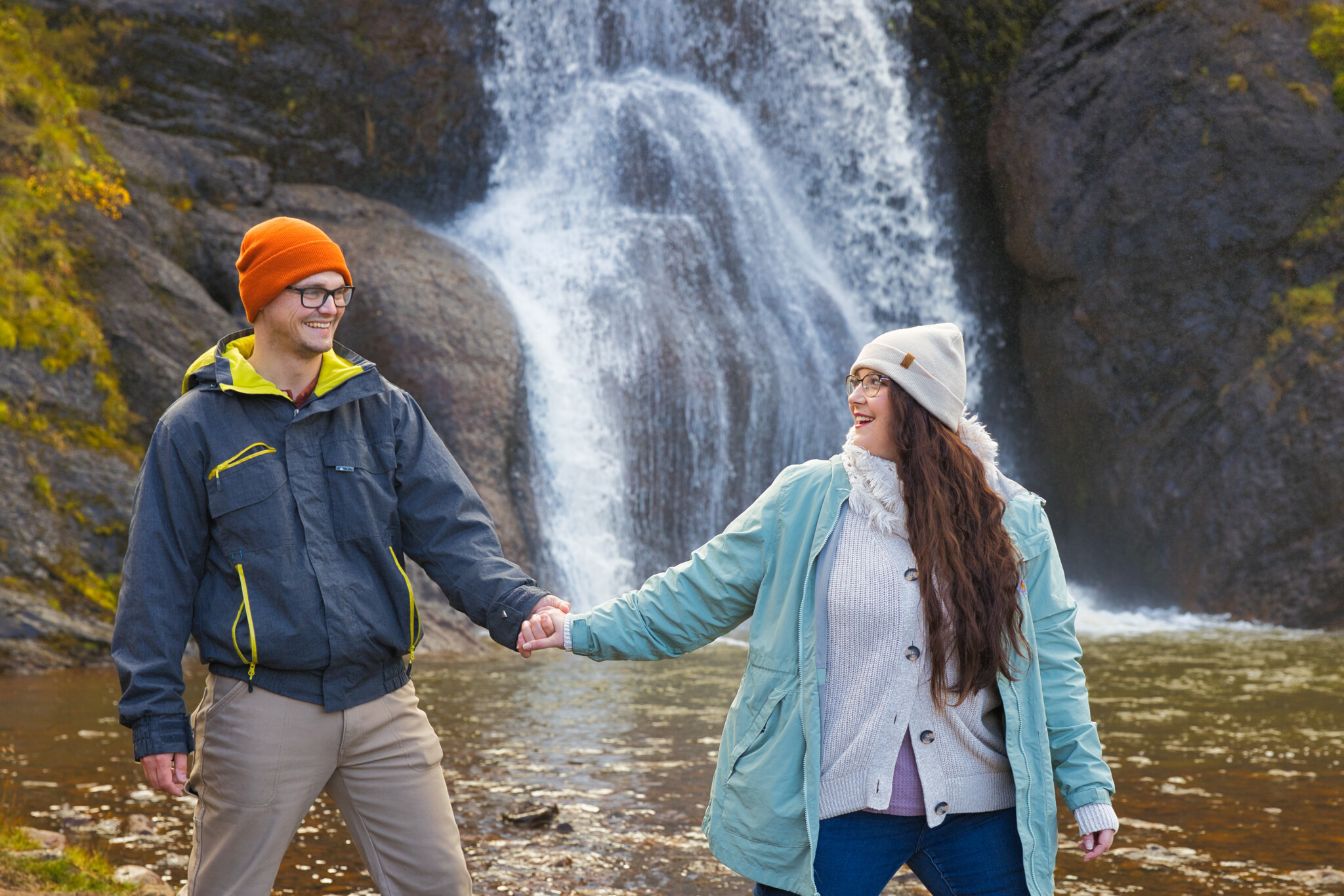 Photoshoot Ideas for Couples: Get Inspired by Real People & Their ...