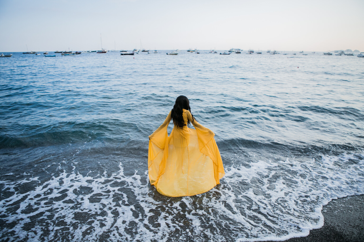 Top 20 Stunning Beach Poses for Your Next Photoshoot - Localgrapher