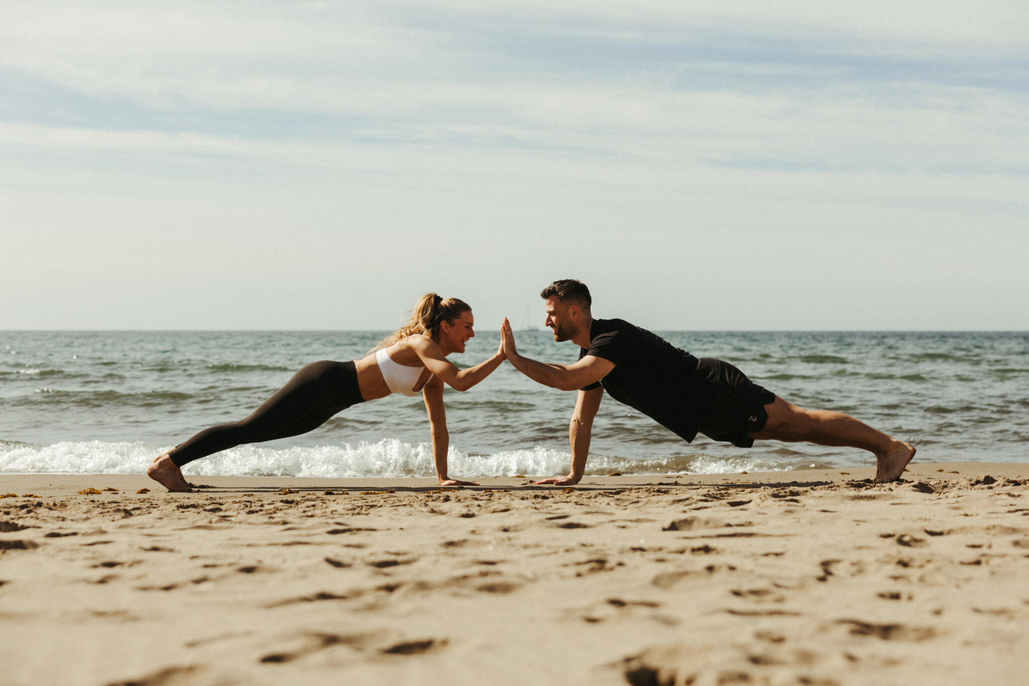 Top 20 Stunning Beach Poses for Your Next Photoshoot - Localgrapher