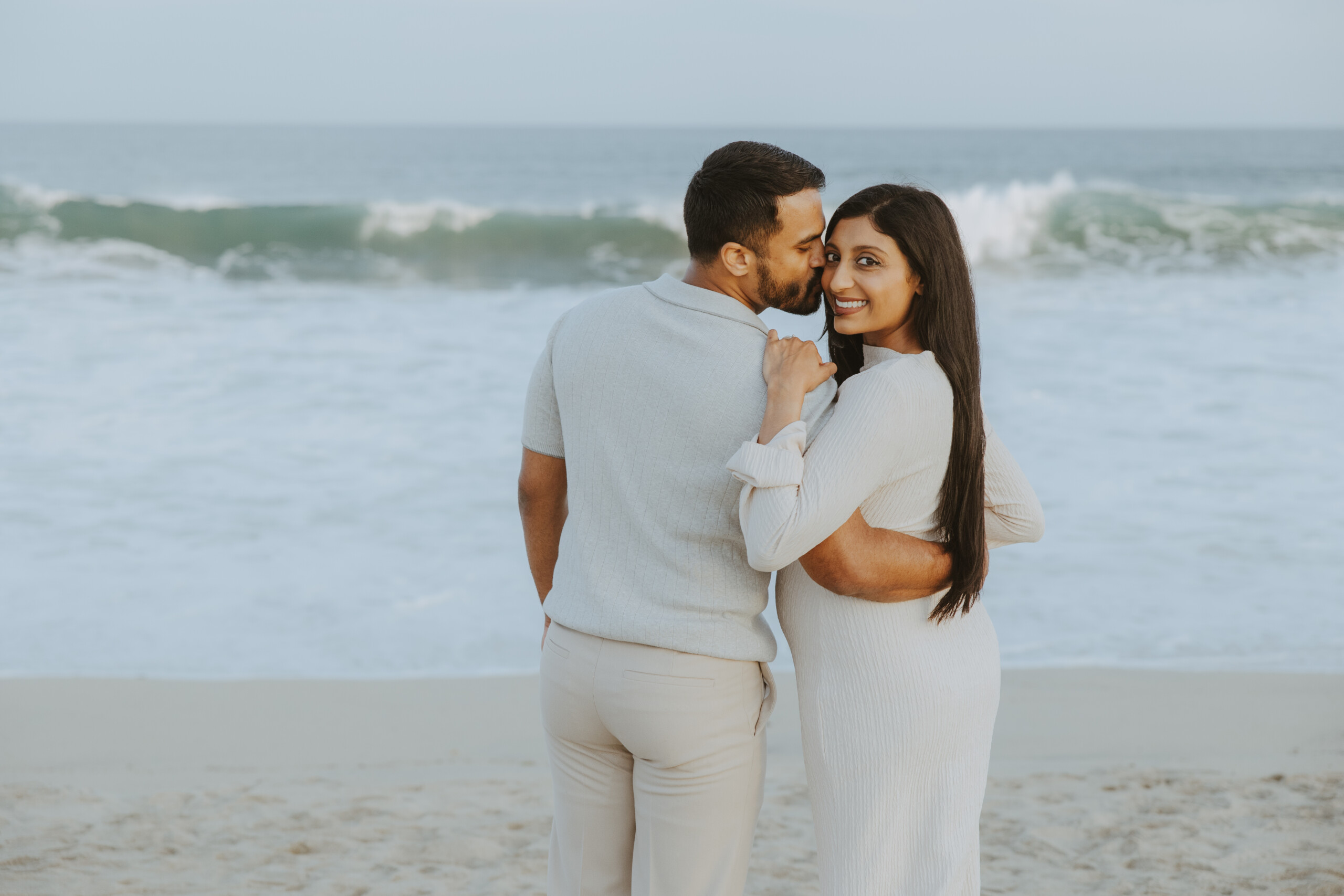 20 Trending Couple Pic Ideas: Creative and Romantic Photoshoot ...