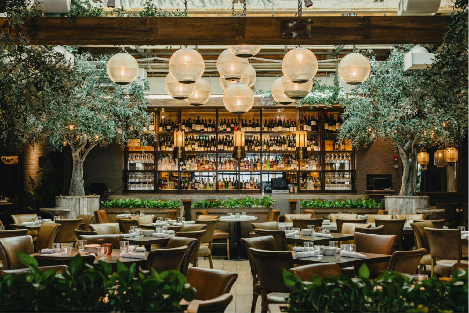 20 Aesthetic Restaurants in Chicago Worth Capturing on a Camera ...